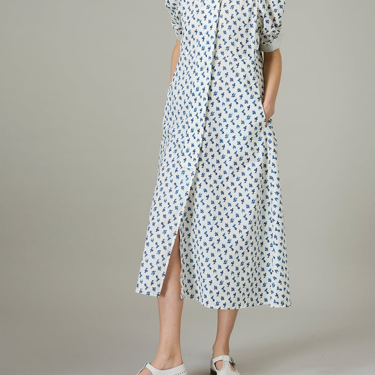 Venetia Dress - Cottage Block-print - Delft Blues | SS25 – Thierry Colson