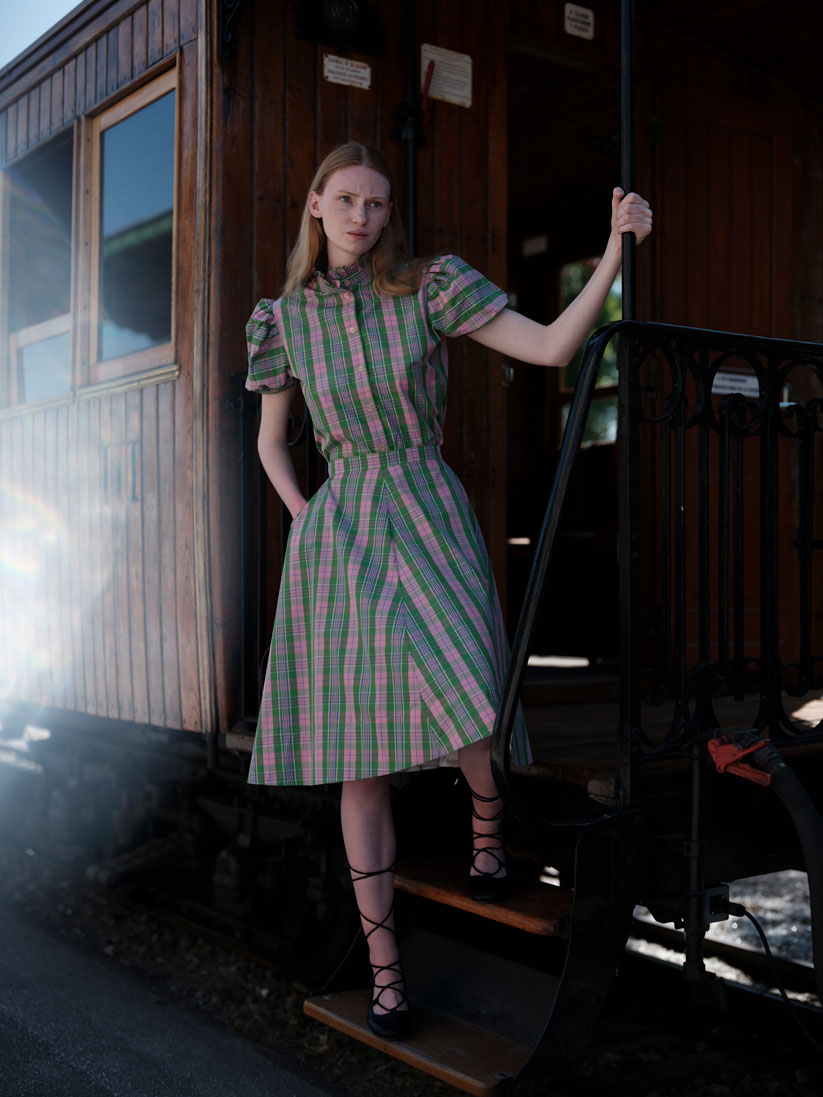 Vita Blouse - Victorian Check - Navy and Blue – Thierry Colson